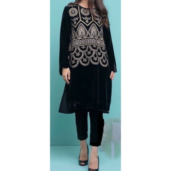 Beech Tree | Dresses | Beech Tree Black Velvet Gold Metallic Kurtis Ethnic Dress | Poshmark